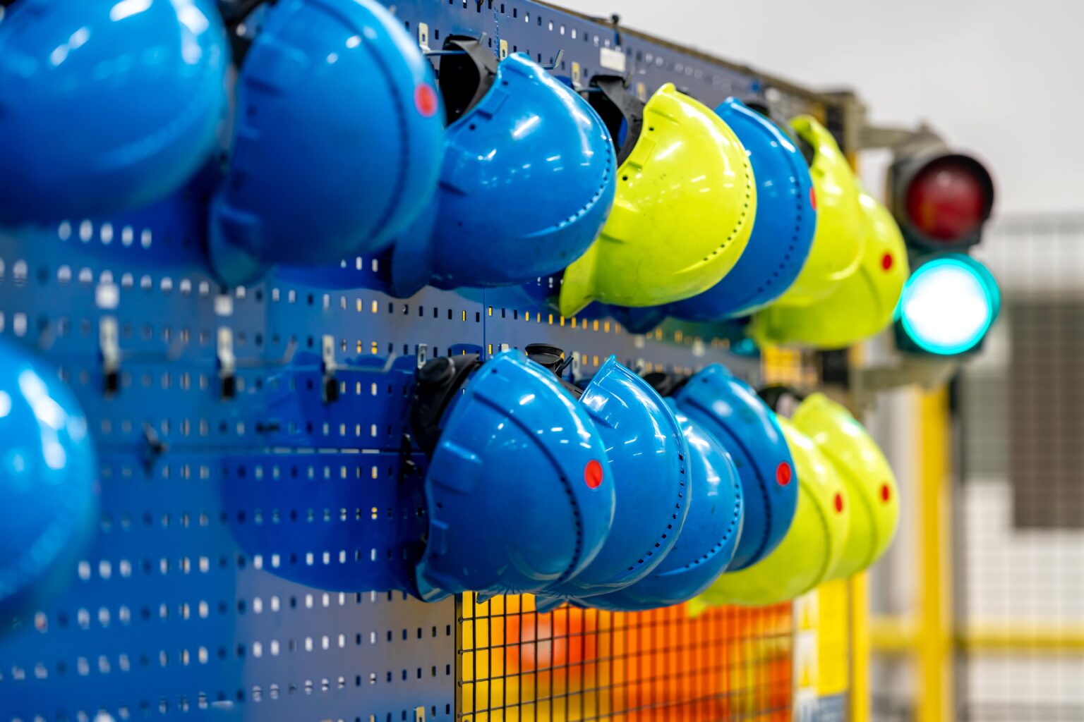 ¿Qué Tipos de Cascos de Seguridad Existen y Cuál Elegir?